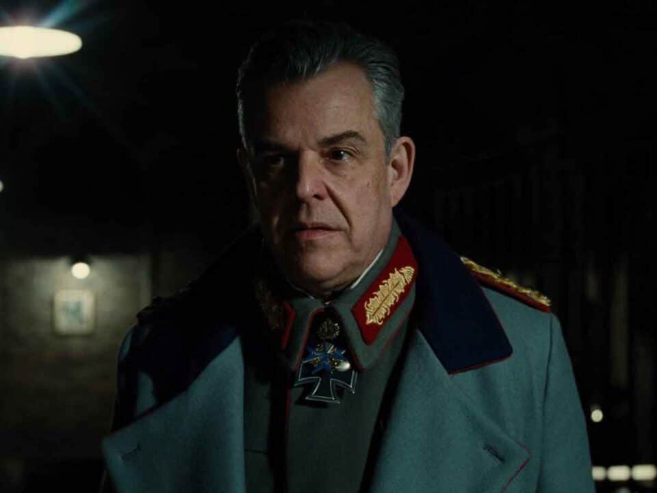 El reinicio de El Cuervo ficha a un gran actor - Cinemascomics.com