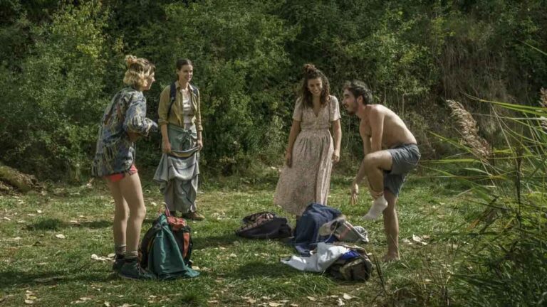 Crítica a ELS ENCANTATS. Una ola de emociones y sentimientos