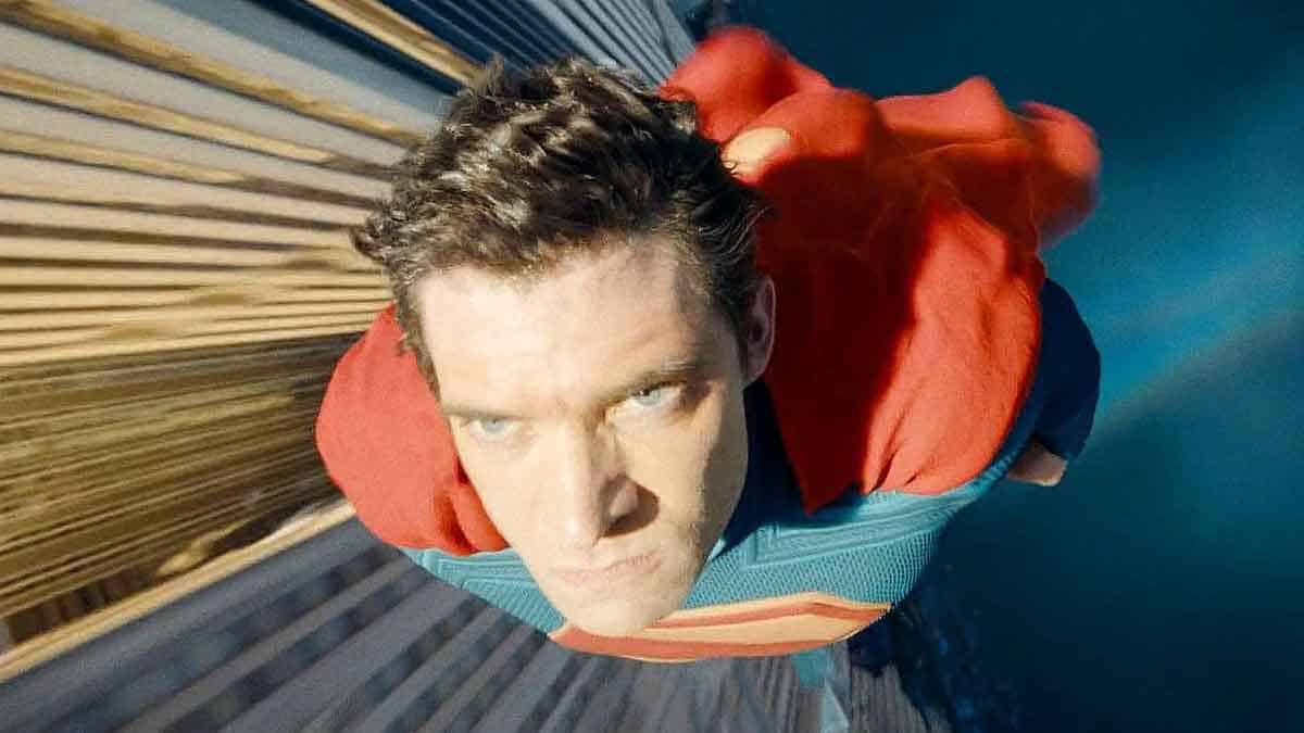 Superman (2025) destroza HBO Max | Cinemascomics.com